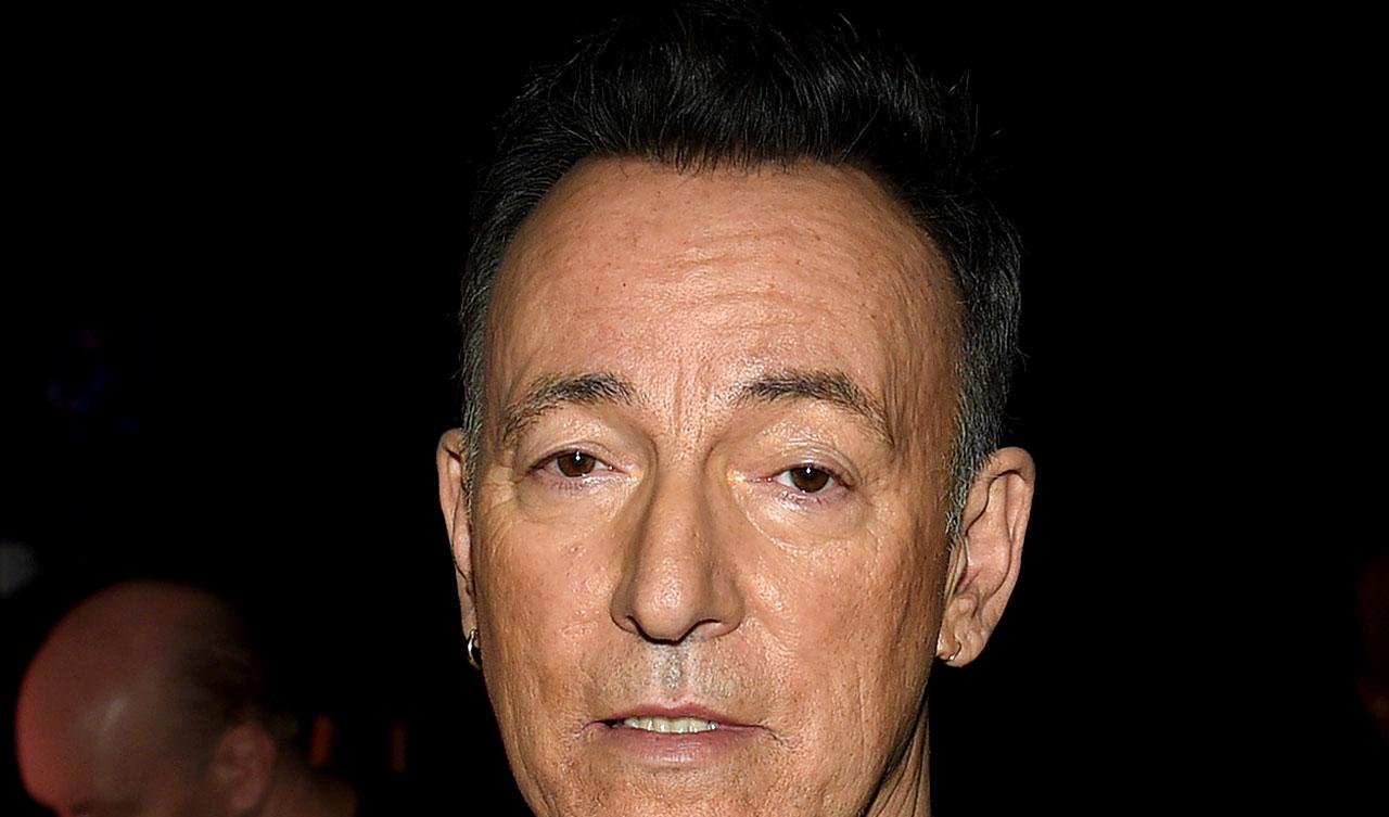 Bruce Springsteen On Medication For Mental Illness After Suffering ...