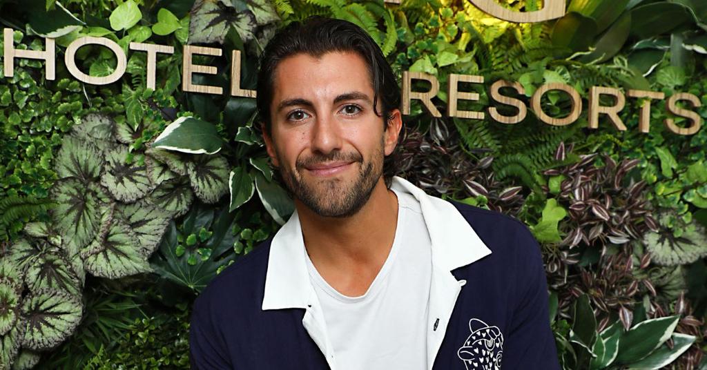 Bachelor Nightmare: Joey Graziadei, Fiancée Living With her Friends After She Quit her Job, his ...