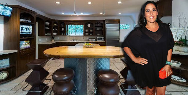 Ricki Lake Lists L.A. House She Bought From Courteney Cox & David ...