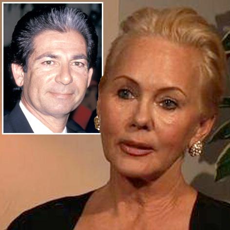 Robert Kardashian's Family Still Talks To His Widow Despite Kardashian ...