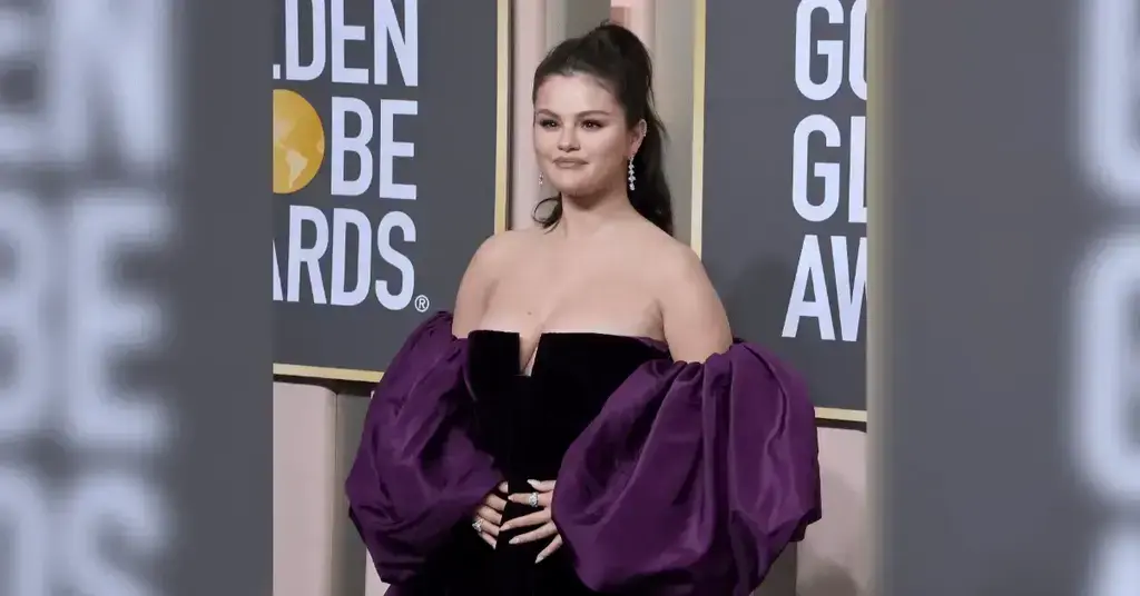 Selena Gomez Called A 'Coward' For Stance On The Israel-Palestine Conflict Selena Gomez Called A 'Coward' For Stance On The Israel-Palestine Conflict