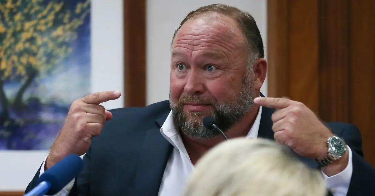 Conspiracy Theorist Alex Jones Still Pulling In $268k Per Month After ...