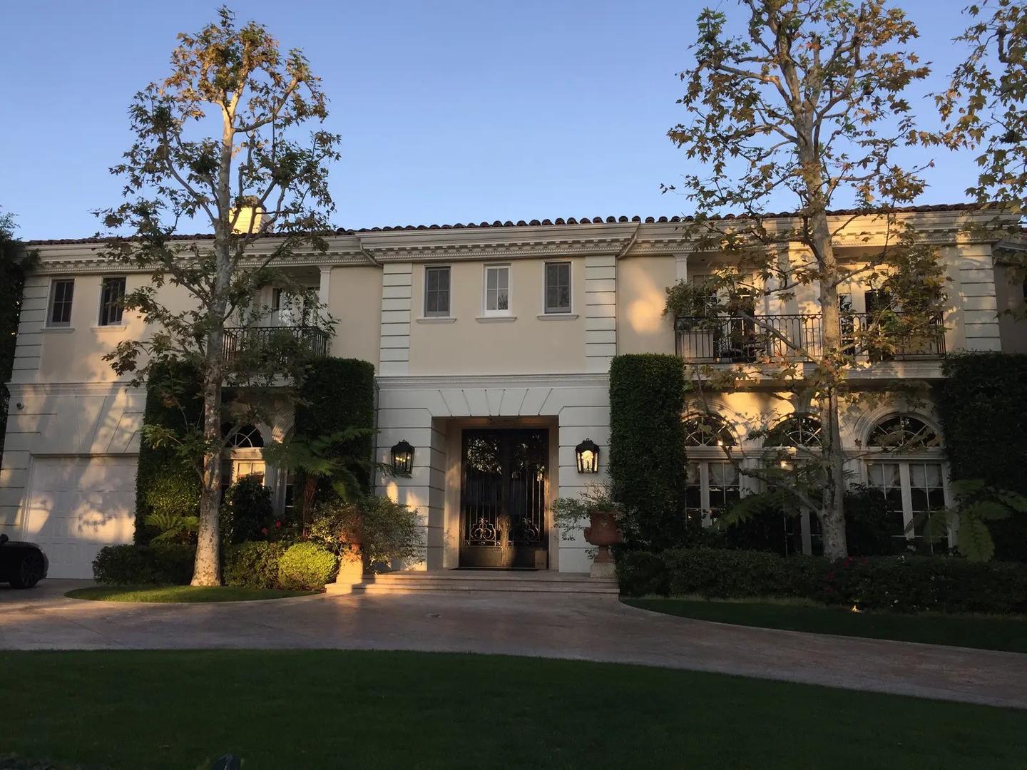 Menendez Brothers Seek Reduced Sentences for 1989 Family Murders