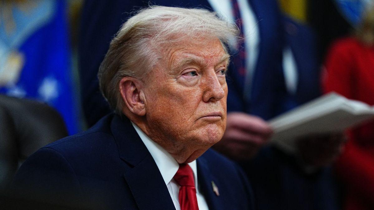 JDD Vance Fiercely Clarifies He's Not Trump’s 'Fat' Friend