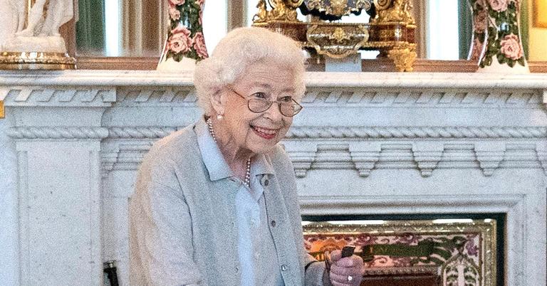 BBC One Clears Schedule For Queen Elizabeth Health Updates