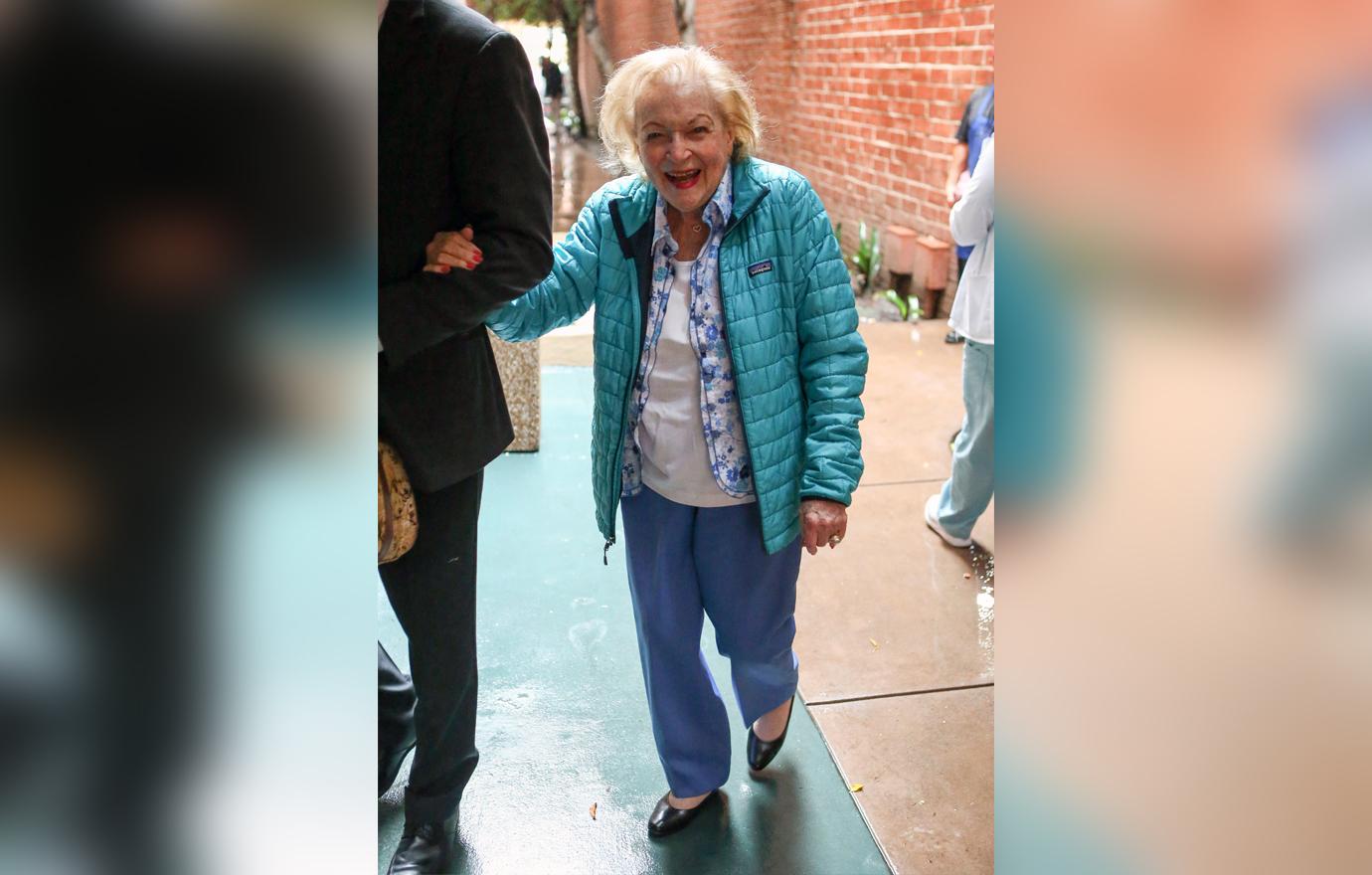 Betty White Runs Errands Before 97th Birthday Photos