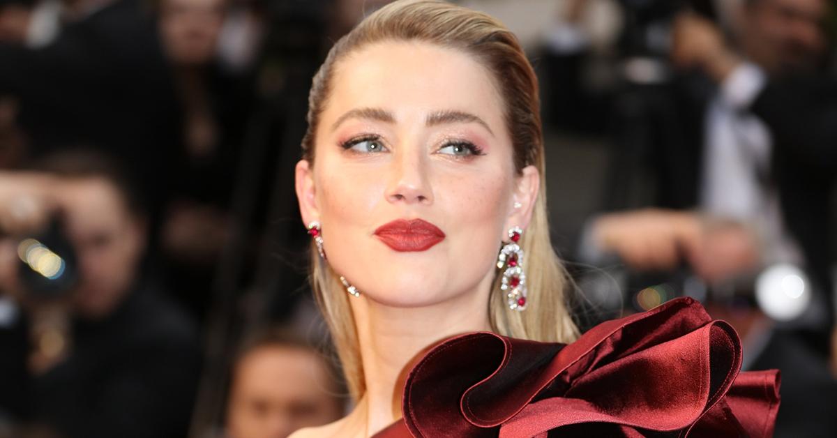 Amber Heard's Tell-All Causing 'Bidding War,' Negotiations Climbing ...