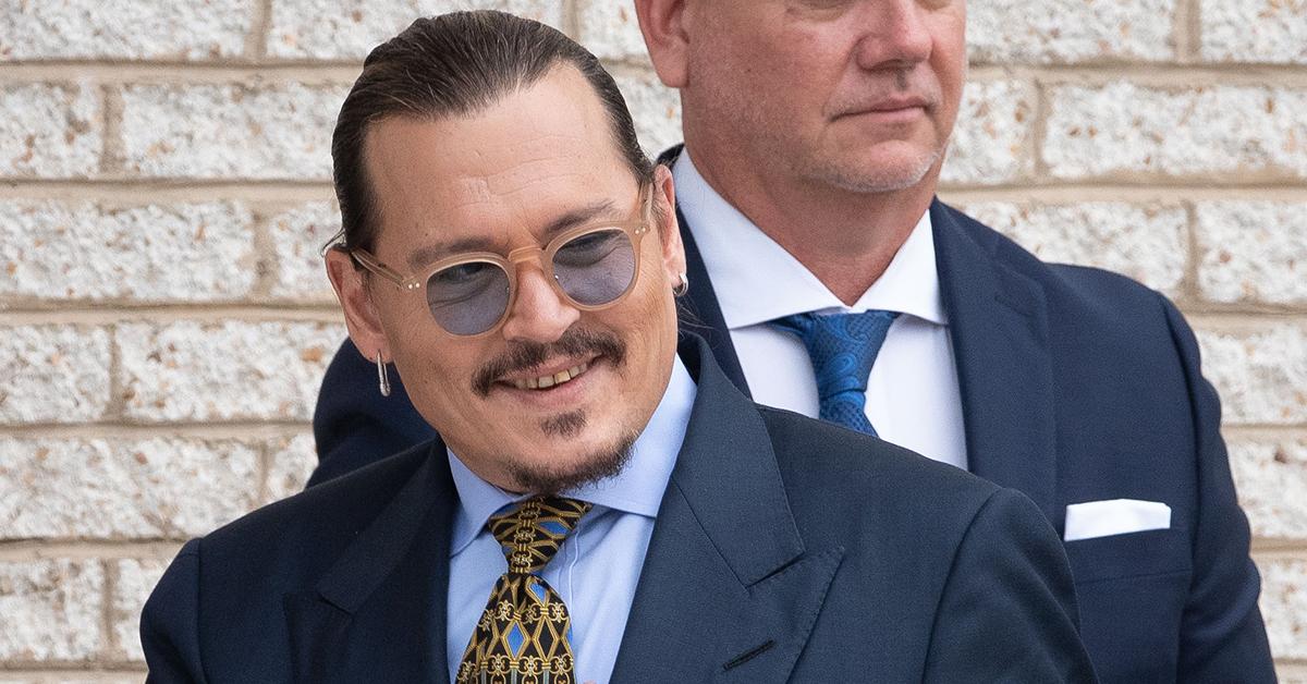 Johnny Depp Cuddles Orphaned Badger At Wildlife Rescue Before Amber ...