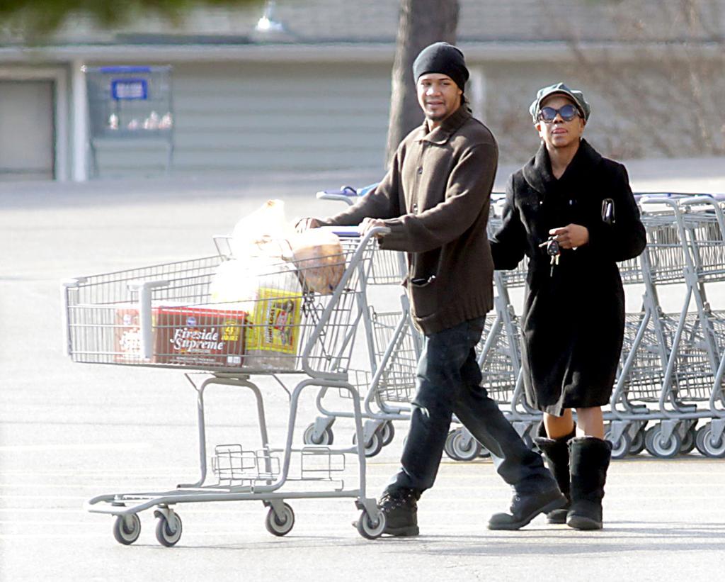 E’Dena Hines & Killer Boyfriend Lavar Davenport Photographed Together ...