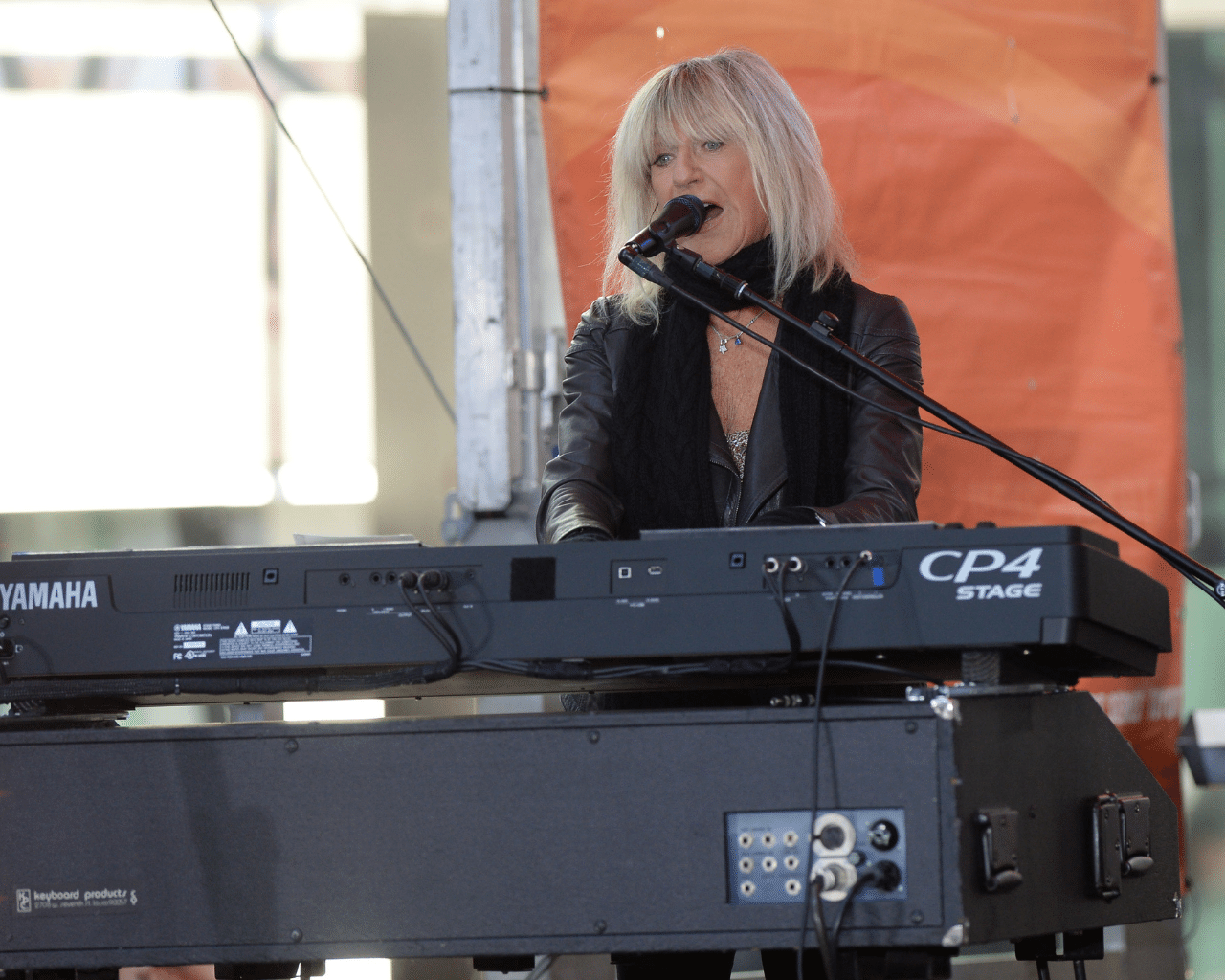 Fleetwood Mac Singer Christine McVie Dead At 79