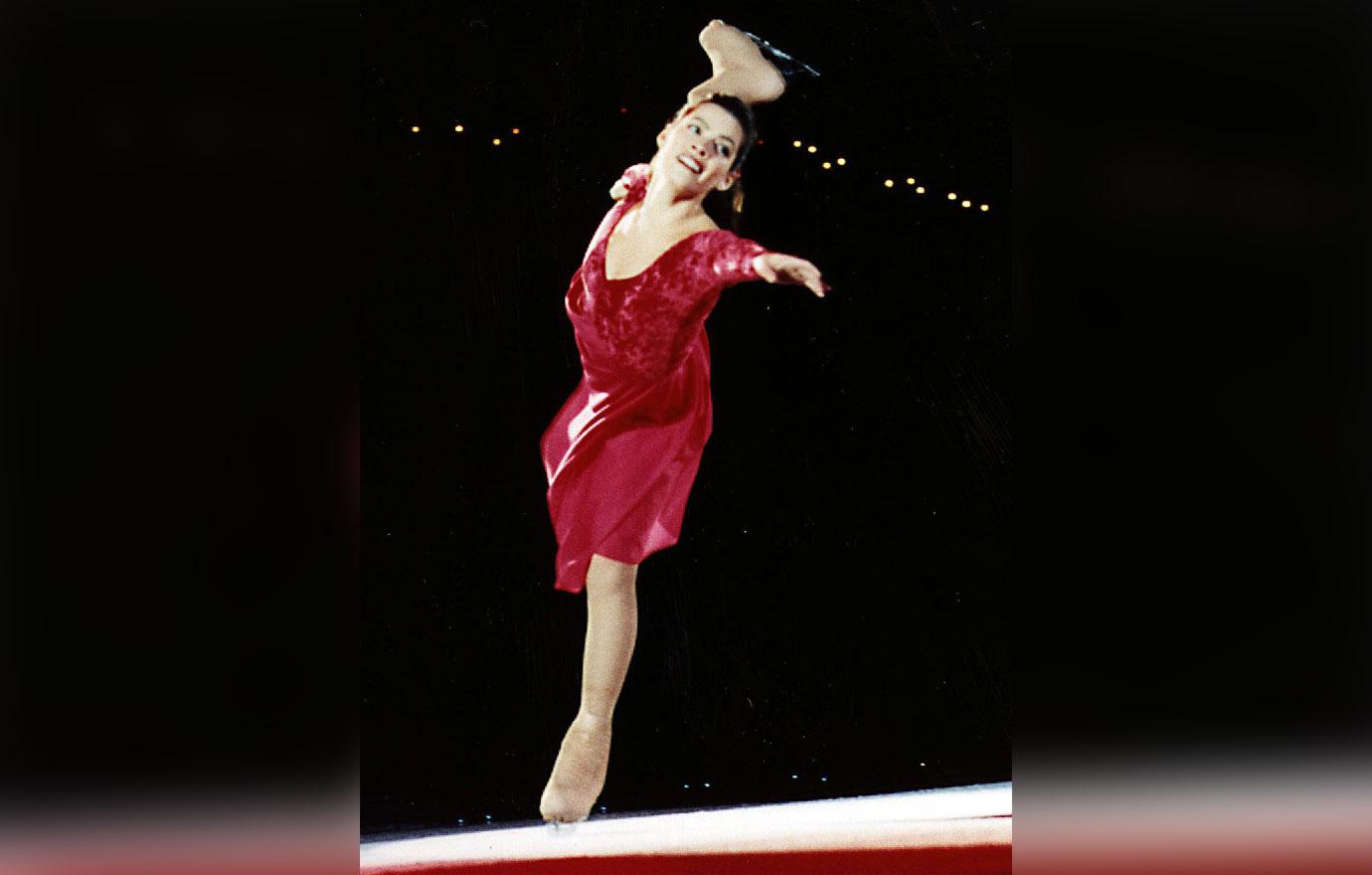 Tonya Harding Debuts Brand New Face, Cries Over Failed Career