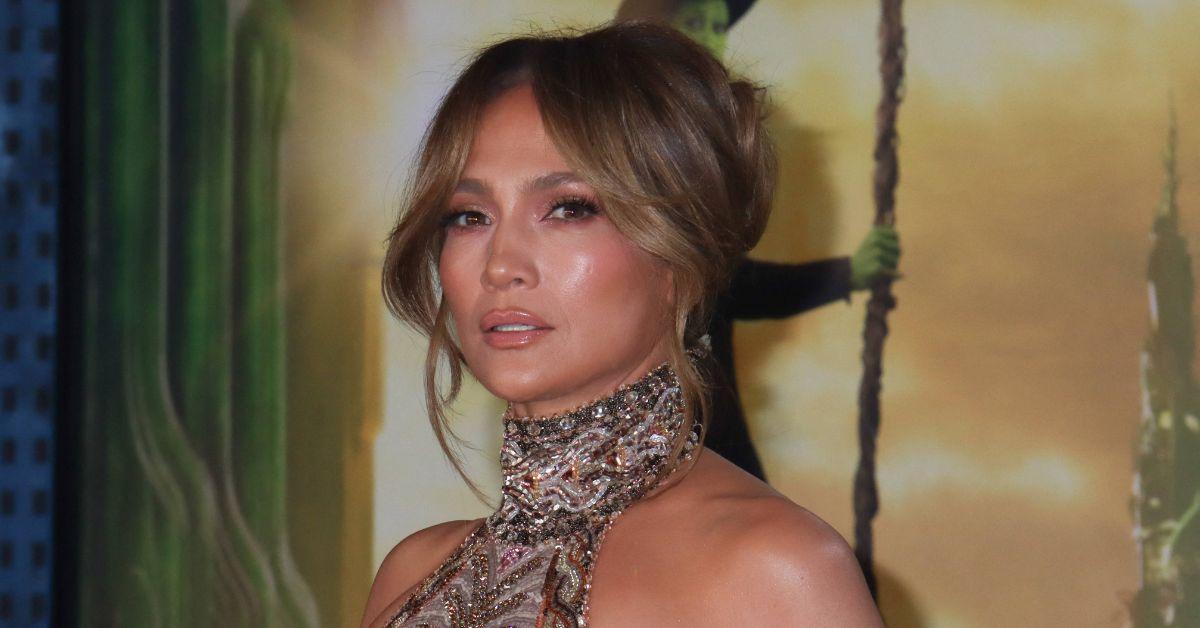 Jennifer Lopez 'Bonding With Hunky Staffers Amid Heartache'