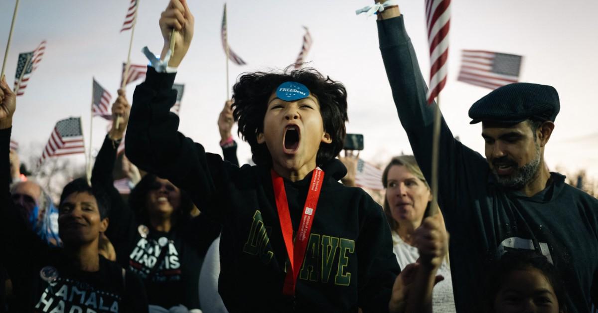 America 'Locked And Loaded' As Tensions Soar Over Civil War Fear