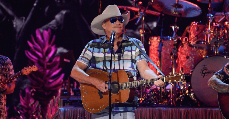 Country Singer Alan Jackson, 65, Determined to Hit the Road for ...