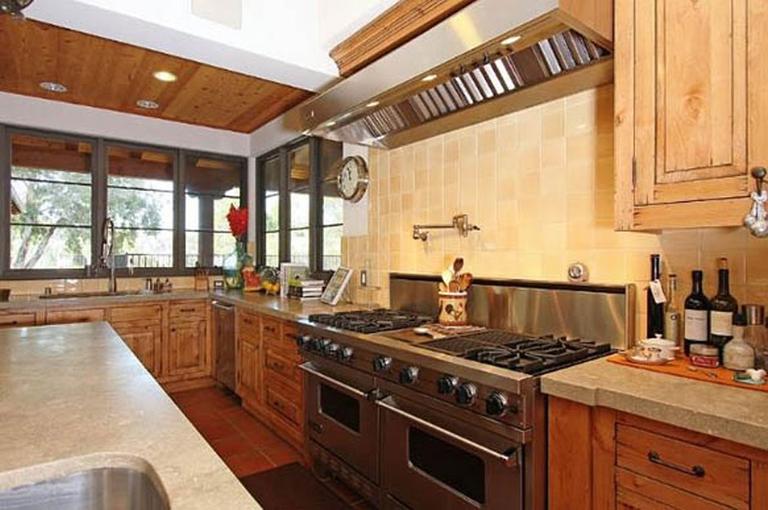 Inside The Luxury Home Of LeAnn Rimes And Eddie Cibrian