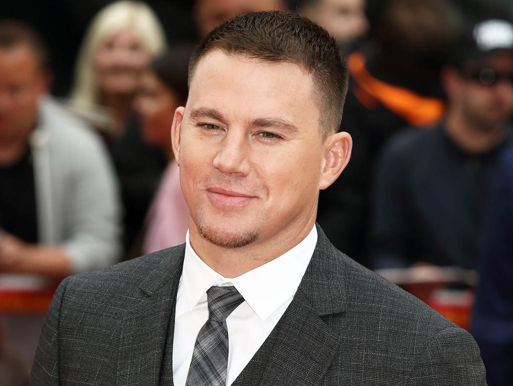 Channing Tatum And Zoe Kravitz Make Out 'All Night' In NYC Bar