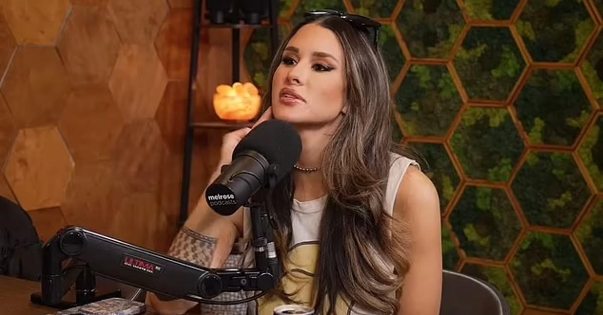 Tommy Lee Disgusts Fans After Wife Reveals His 'Nasty' Hygiene Habits