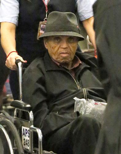 Home Is Where The Heart Is! Joe Jackson Returns To L.A. After Suffering ...