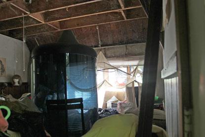 PHOTOS: Yvette Vickers Found Mummified