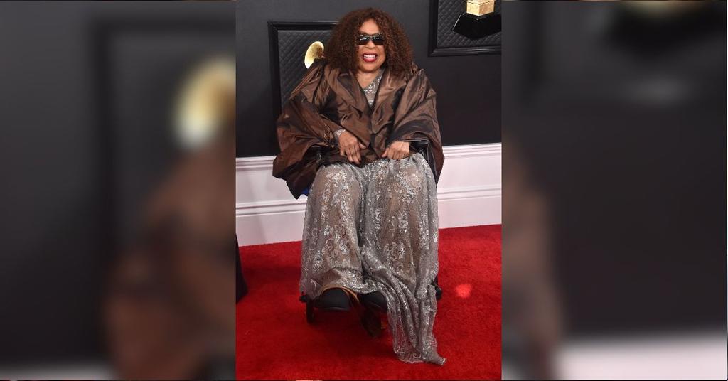 'Killing Me Softly' Singer Roberta Flack Dead at 88