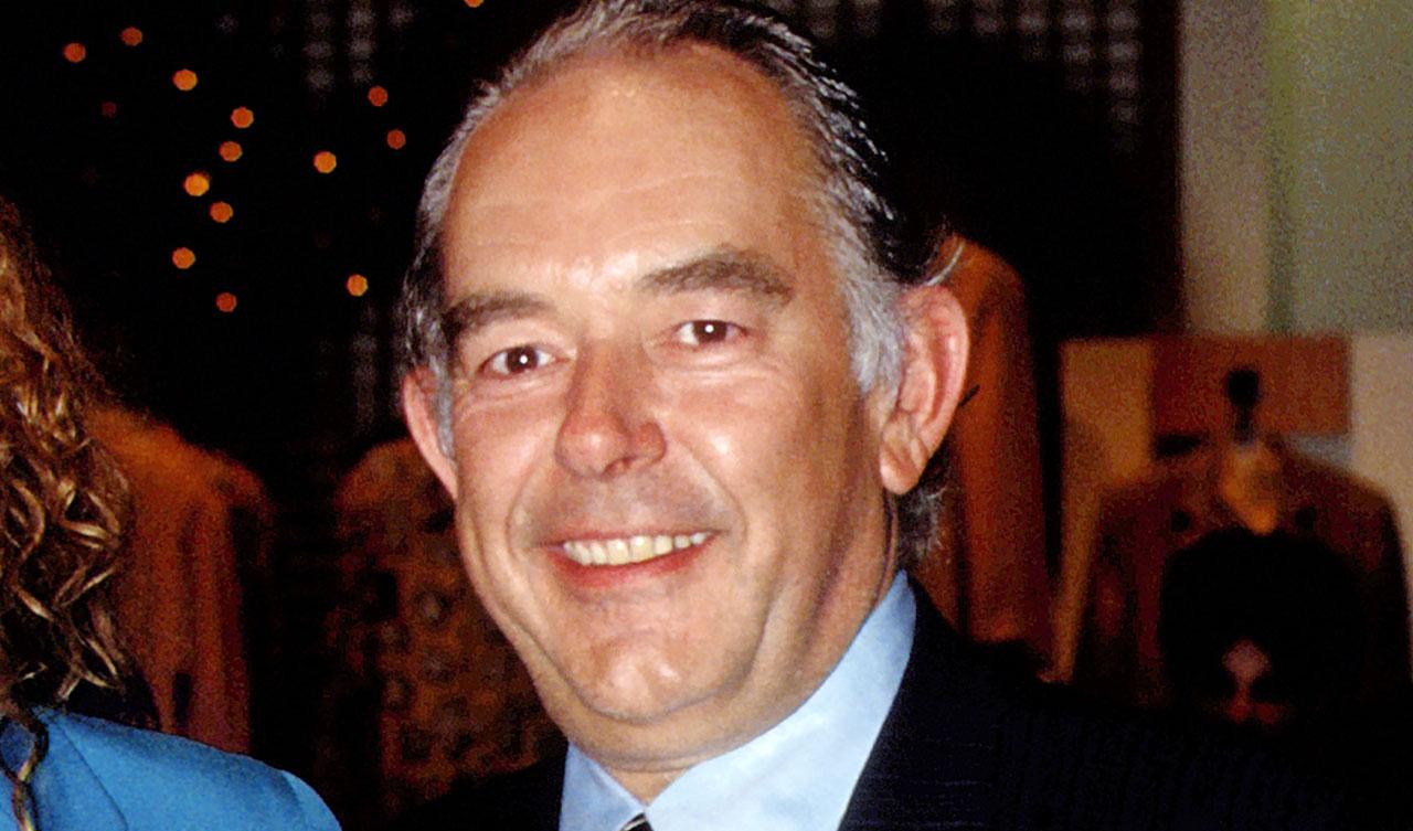 ‘Lifestyles Of The Rich & Famous’ Host Robin Leach Dead At 76