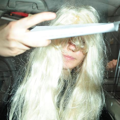 Amanda Bynes' Mom Wants Troubled Daughter Moved To New Psych Ward