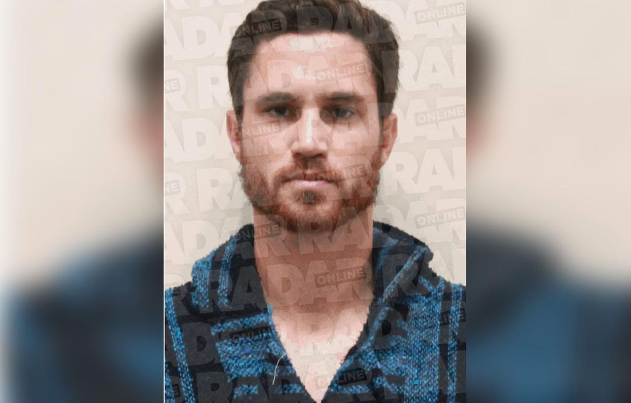 'Goldbergs' Hayley Orrantia's Boyfriend Arrested For Stealing Credit ...