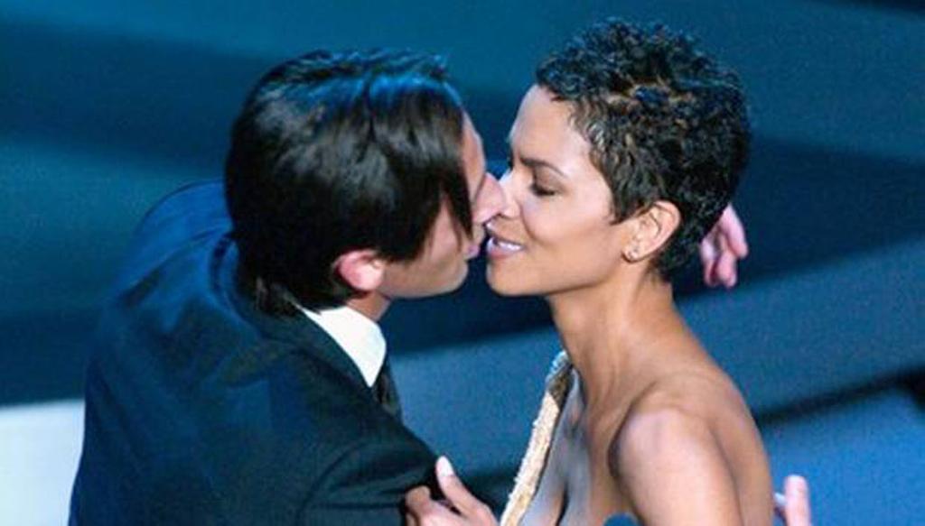 17 Most Embarrassing Controversial Oscar Moments Of All Time