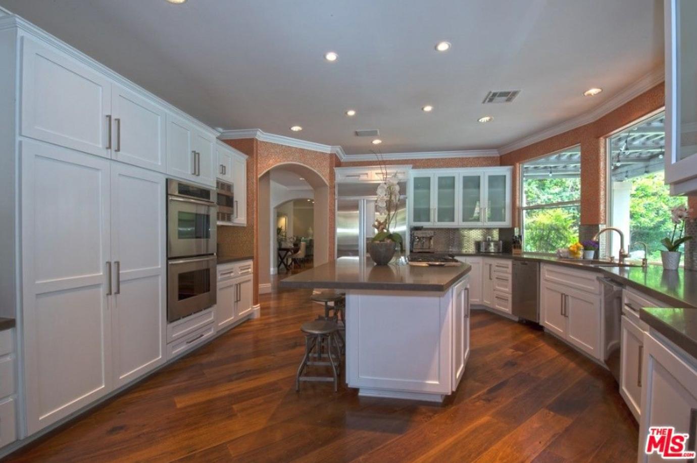 Kendra Wilkinson Sells Her House Amid Divorce From Hank Baskett
