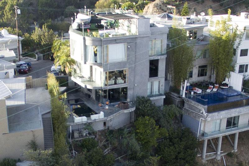 Sugar Mama! Kylie Jenner Buying Mansion For Boyfriend Tyga