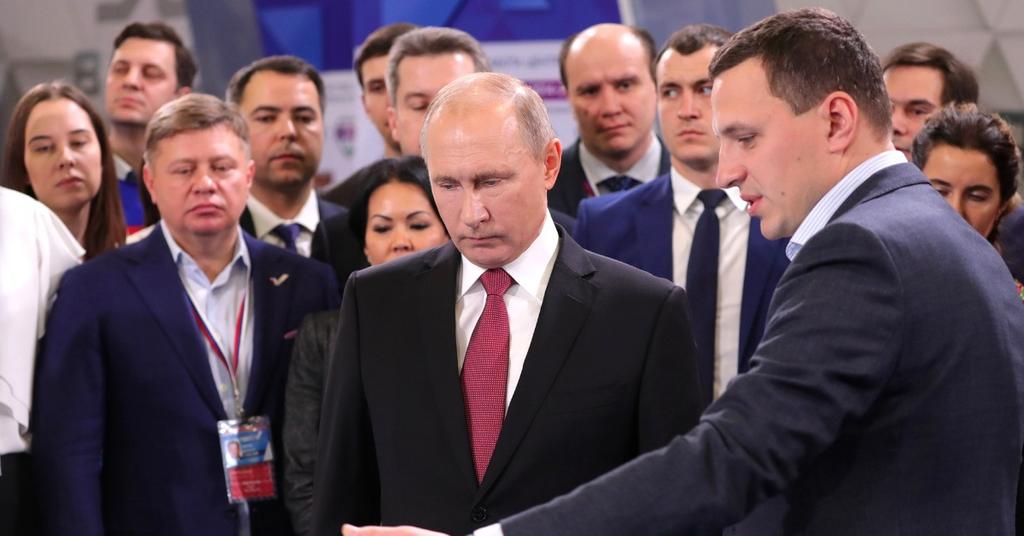 Vladimir Putin Struggling With 'High-Stress' Amid War Against Ukraine