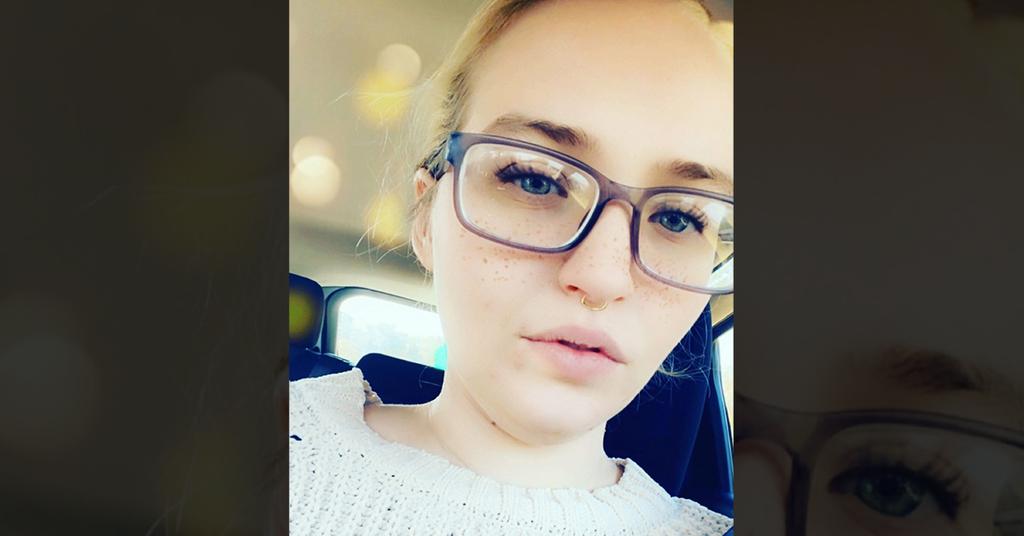 Anna Cardwell, 28, Smiles With Mama June After Chemo In Shocking Photos