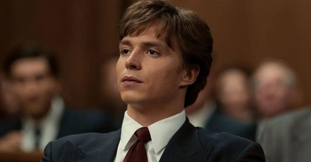 Nicholas Chavez Blasted For Embracing Menendez Halloween Fans