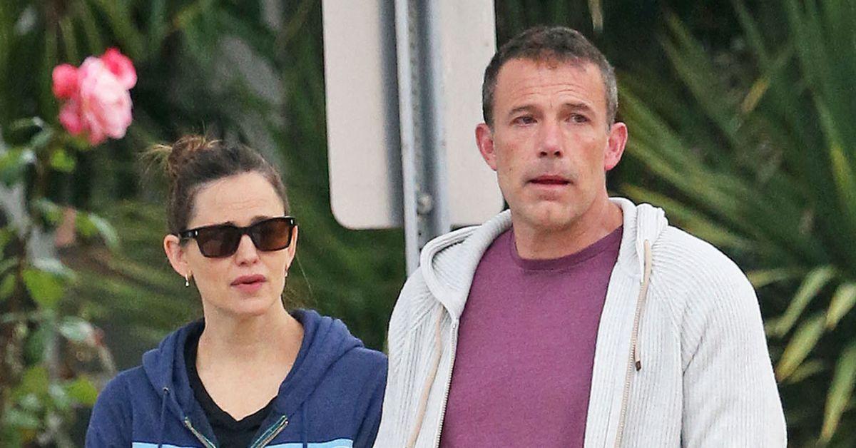Ben Affleck Looks Strained as He Reunites With Wife Jennifer Lopez for ...