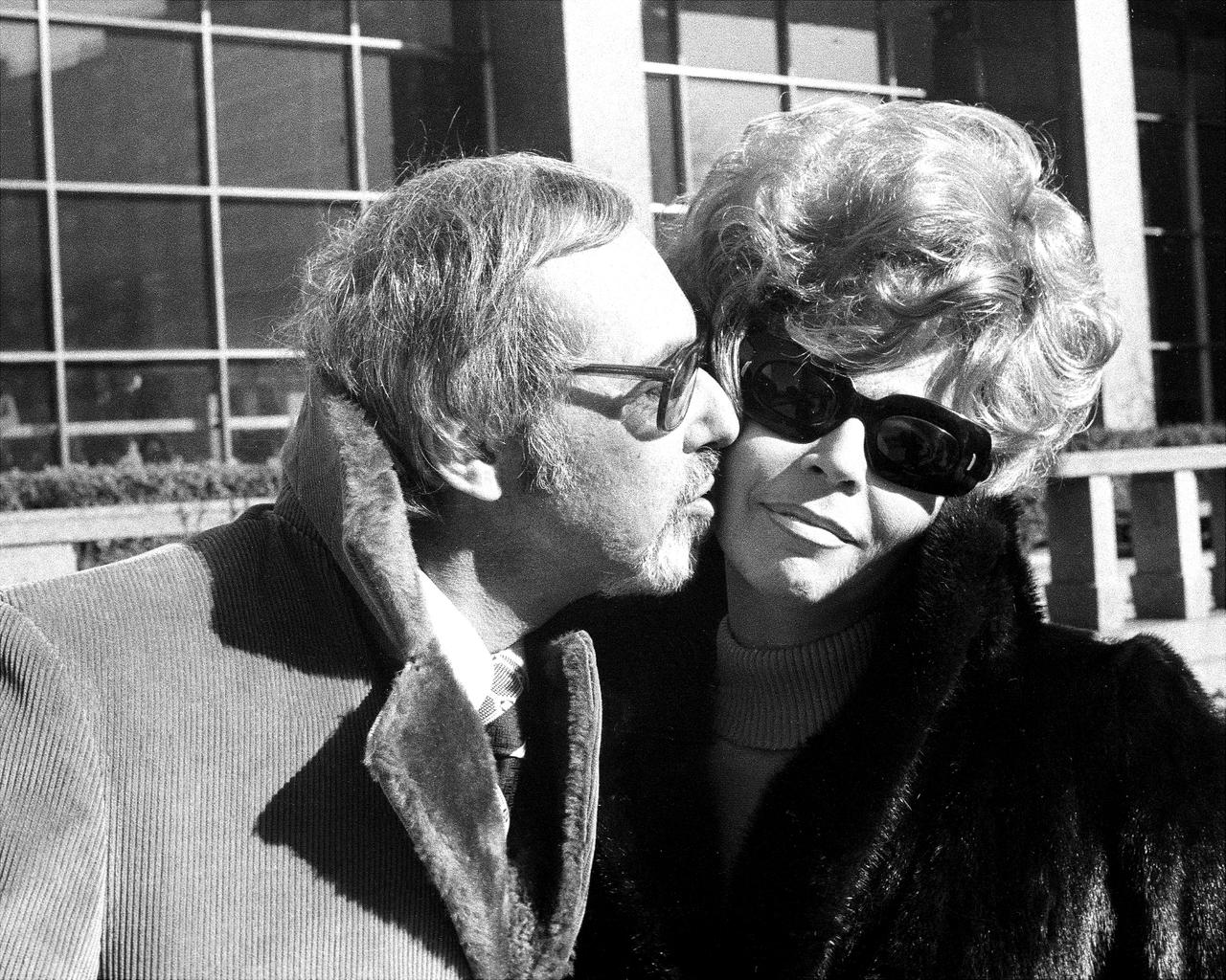 Linda Pugach Who Fell In Love With The Man Who Blinded Her Dies At 75