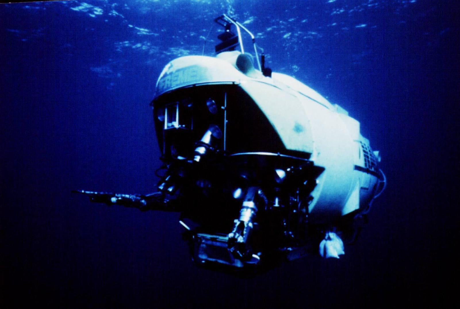 Missing Titanic Submarine Relies on $30 Video Game Controller