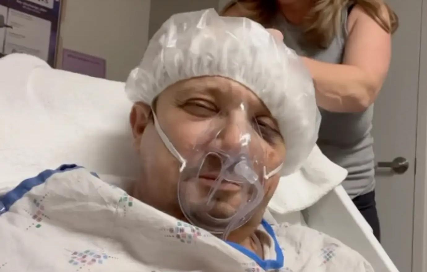 Jeremy Renner's Ex-Wife Sonni Joins Him at Nevada Ranch After ...