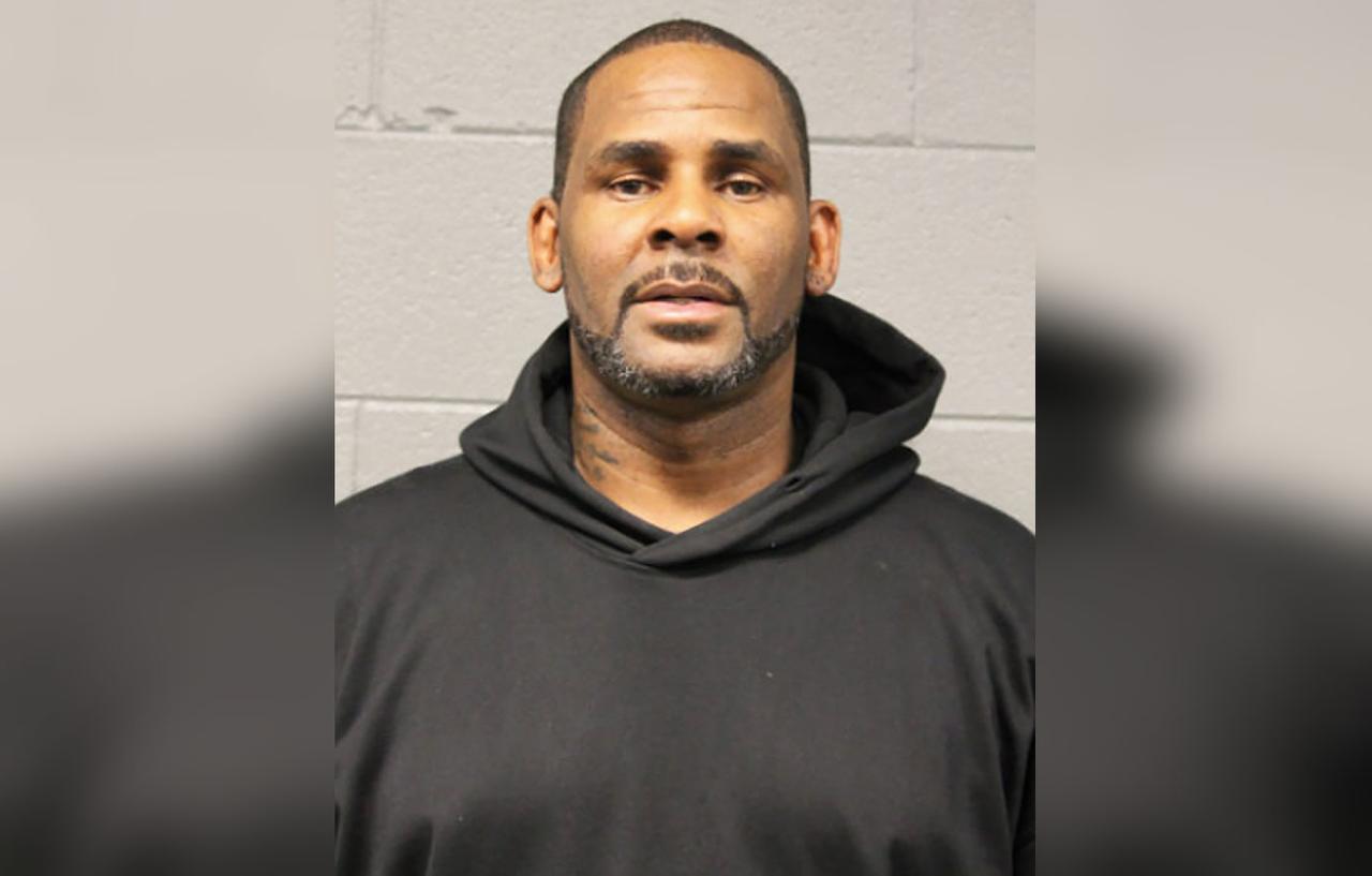 R. Kelly's Lawyer Accuses Alleged Victims Of Being Fans Who Sought Him Out