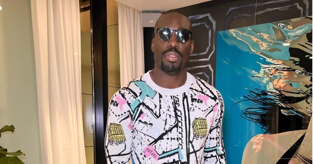 Retired NFL Player Vontae Davis Found in Home Gym Area, 911 Caller Says