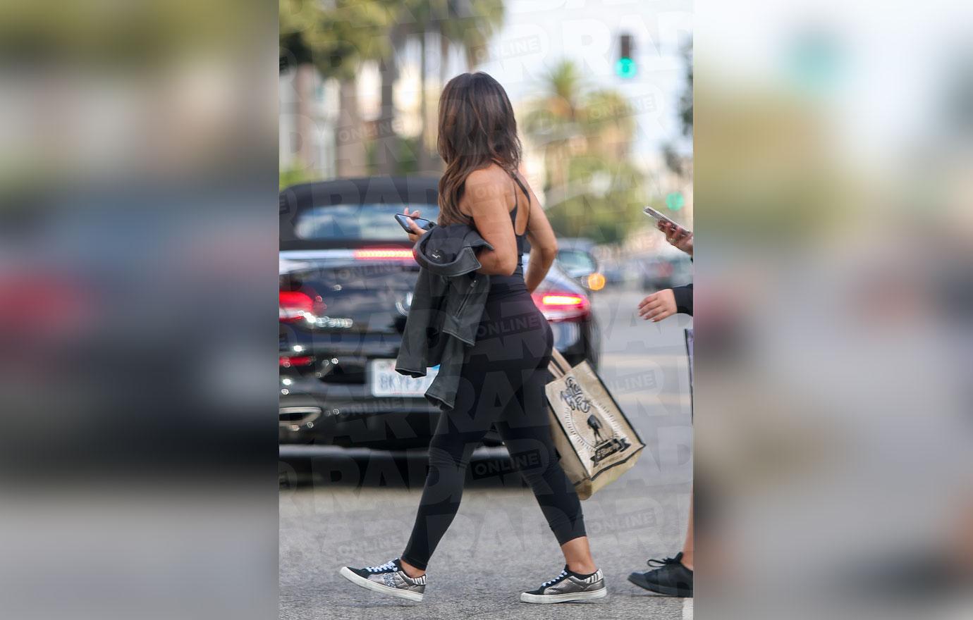 Teresa Giudice Ditches Wedding Ring Amid Joe Deportation