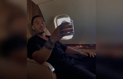 Drake Trolled By Ex-Fiancé Of Singer Naomi Sharon For Allegedly ...