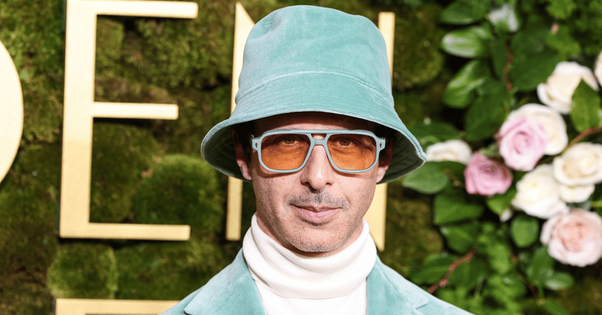The Real Reason Behind Jeremy Strong's Bucket Hat at the Golden Globes