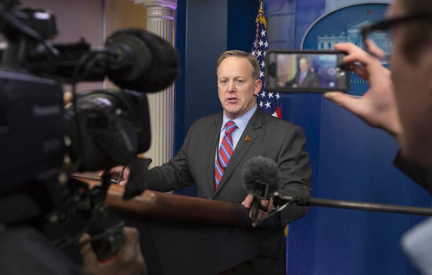 Sean Spicer Desperate To Work For Ex-Boss Donald Trump After Leaving Newsmax: Source