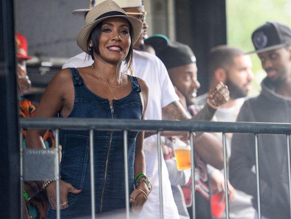 Where’s Will? Jada Pinkett Smith Cozies Up To Rapper August Alsina As ...