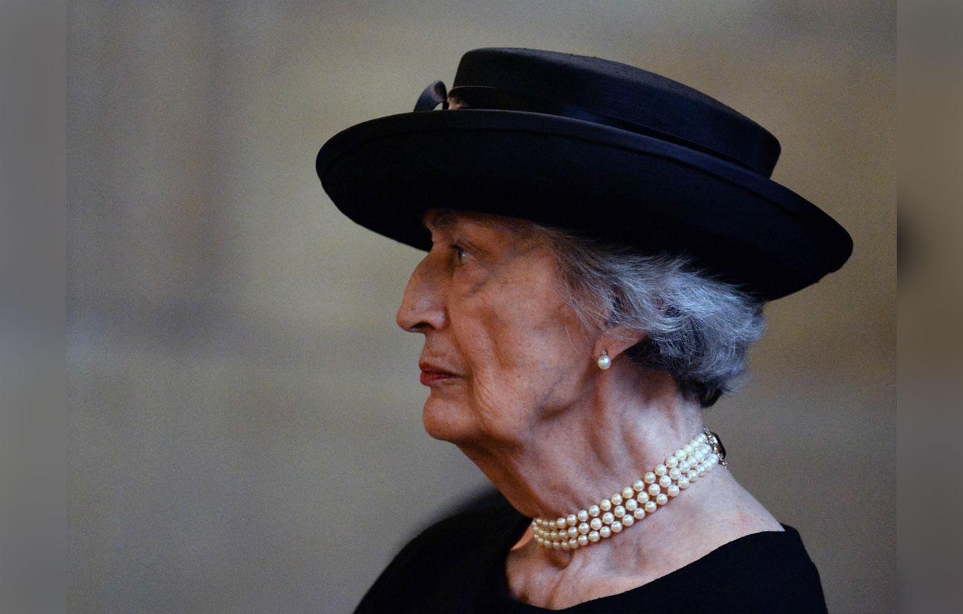 Prince William's Godmother Lady Susan Hussey Quits