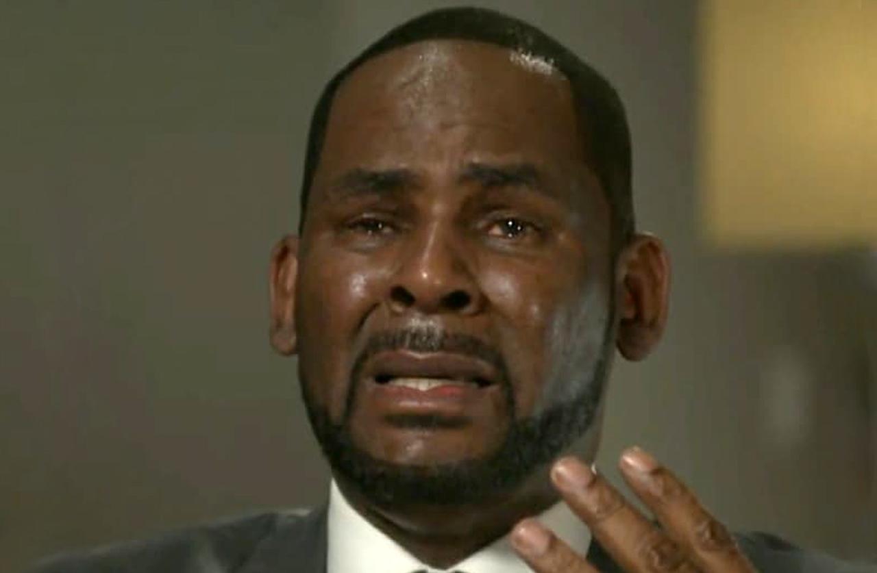 Emotional R. Kelly Breaks Down In Tears While Denying Latest Charges Of ...