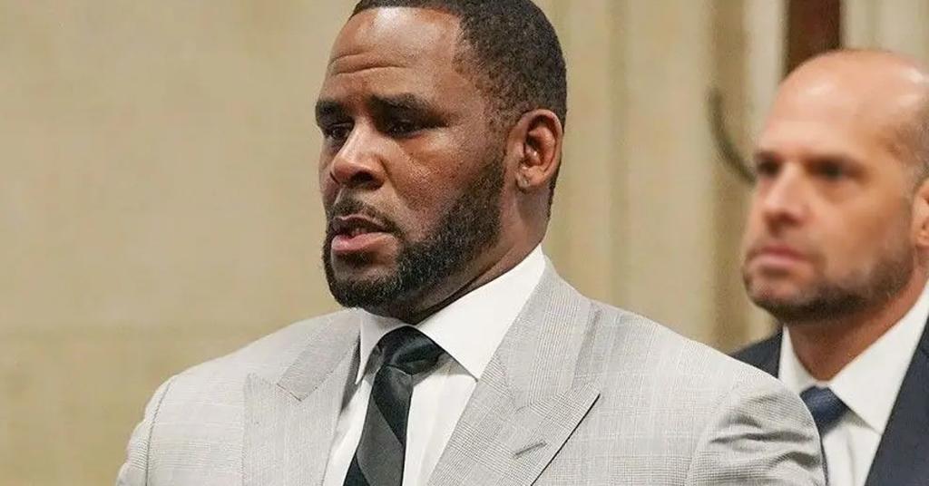 R. Kelly Accuses Prison Warden of Blocking His Friend From Visiting ...