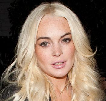 Lindsay Lohan Lands Modeling Gig, Heading To Milan This Weekend