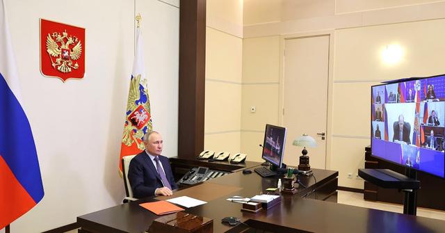 Vladimir Putin Refuses To Fly, 'Only Travels By Armored Trains'