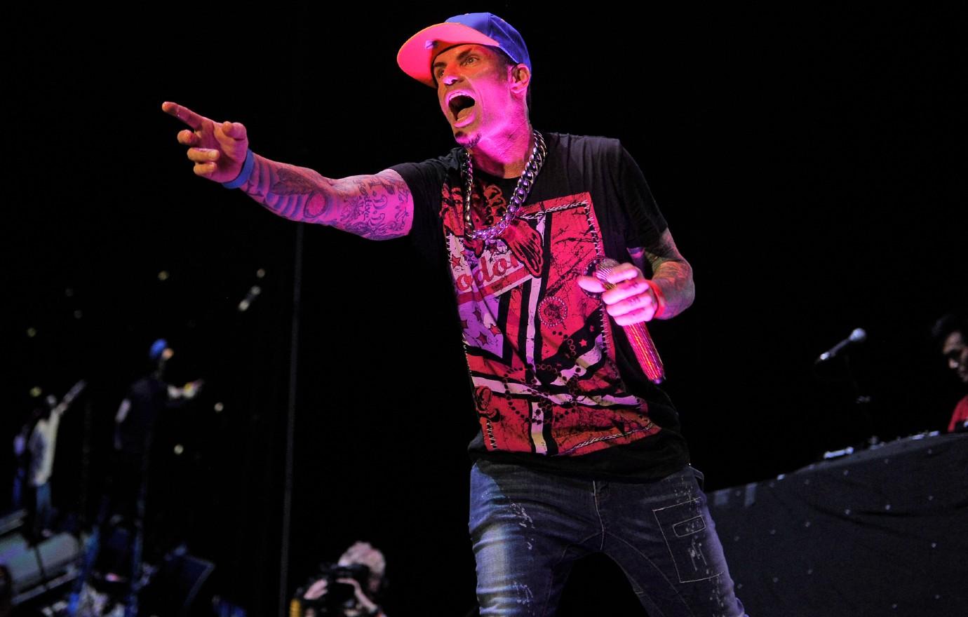 ‘90s Rapper Vanilla Ice Sued by Ex-GF Demanding DNA Test, Child Support ...